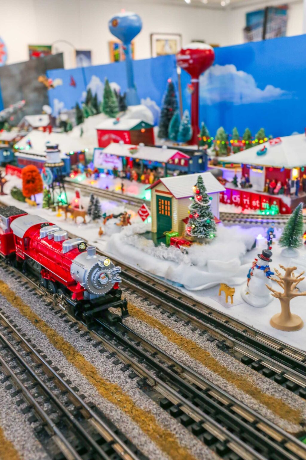 DIY Christmas Train Village Display on a Budget - mommychristmas.com