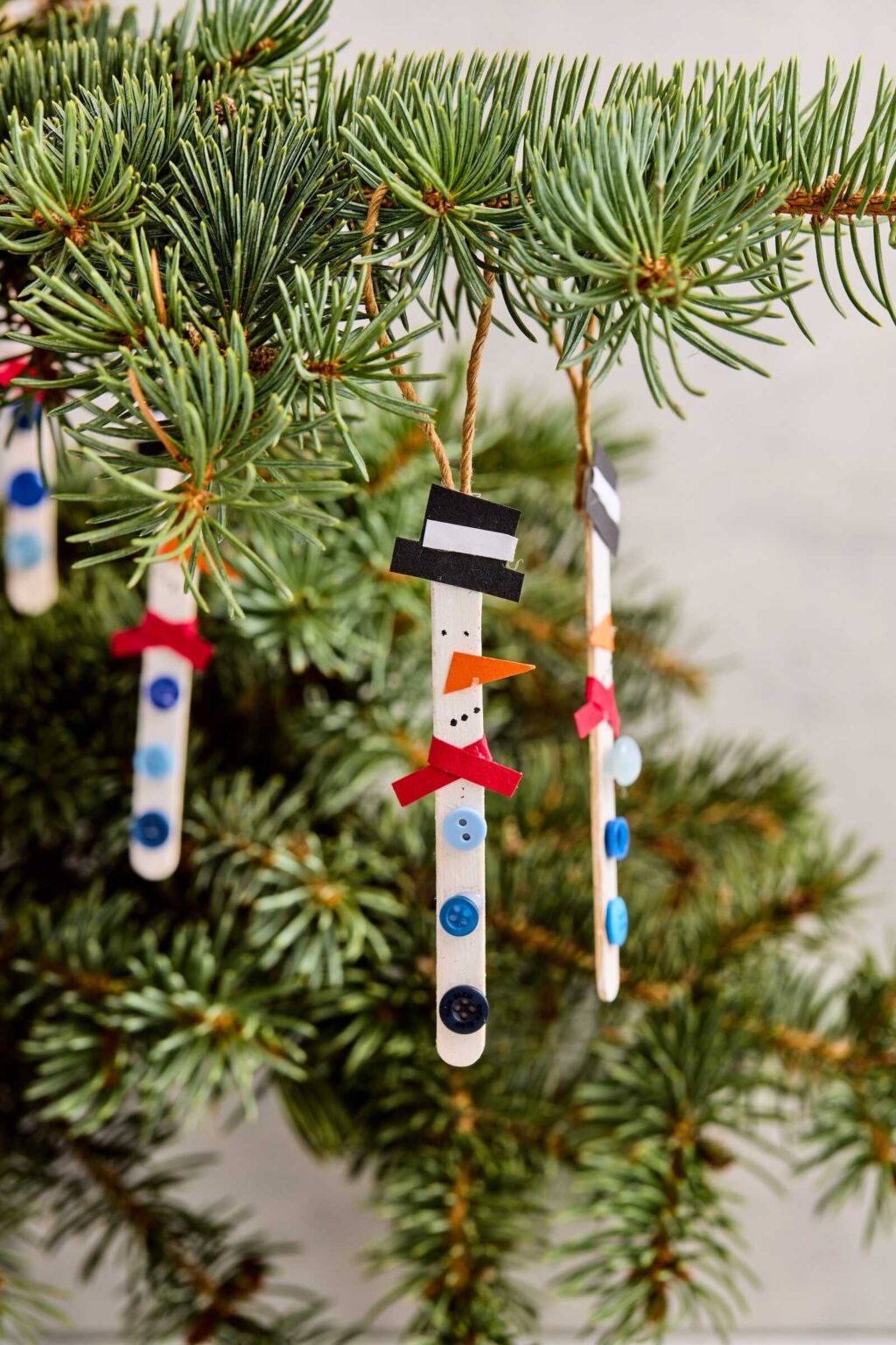 Popsicle Stick Snowman Ornament – A Cute & Easy DIY Christmas Craft for ...