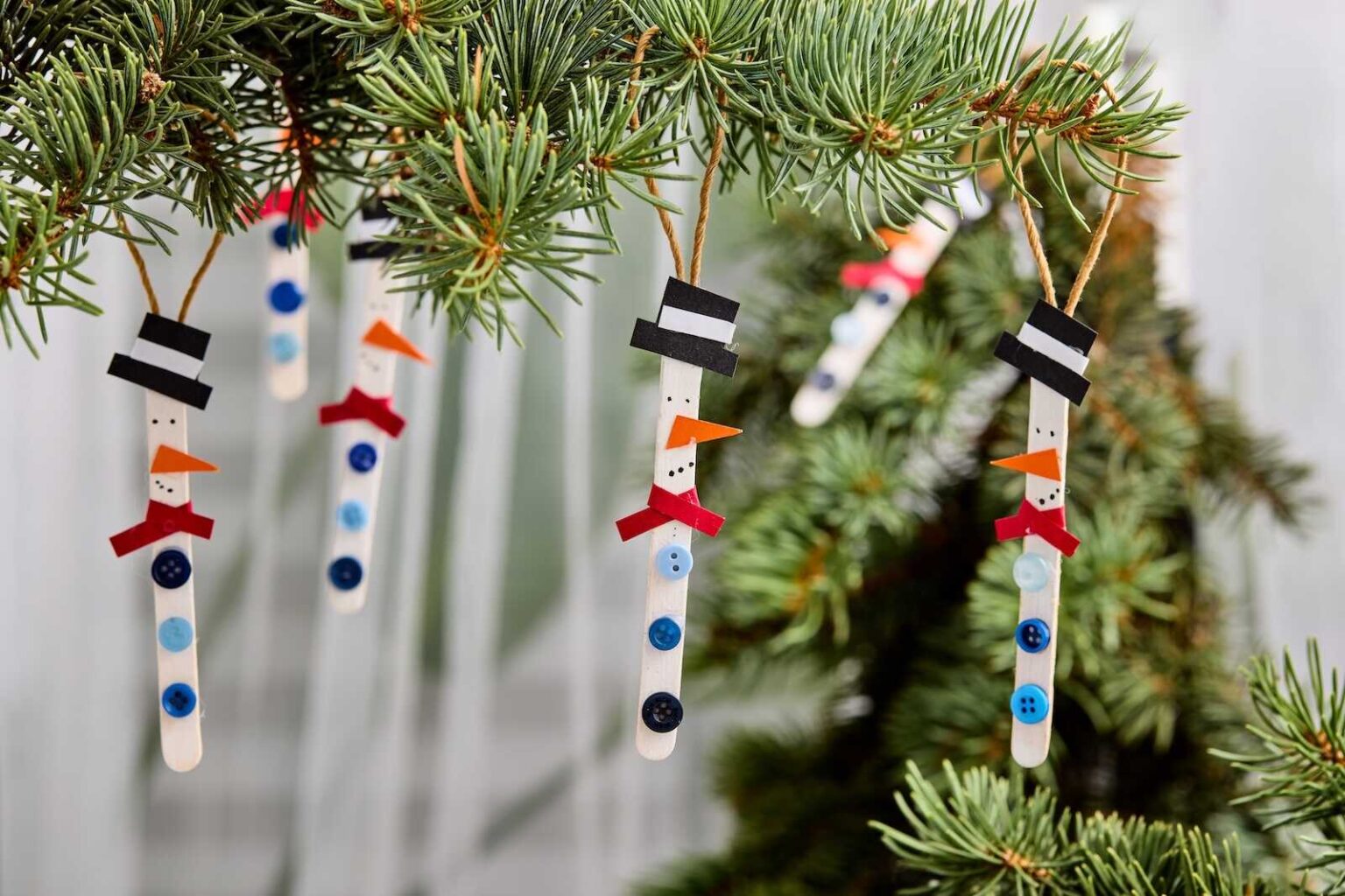 Popsicle Stick Snowman Ornament – A Cute & Easy DIY Christmas Craft for ...