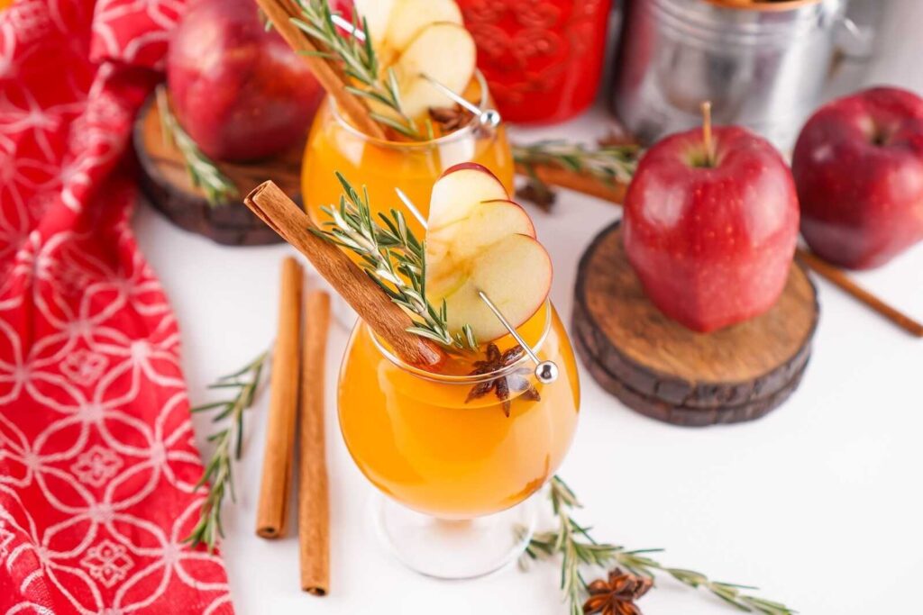 Fireball Whiskey Apple Cider Holiday Cocktail - Serve Both Hot and Cold ...